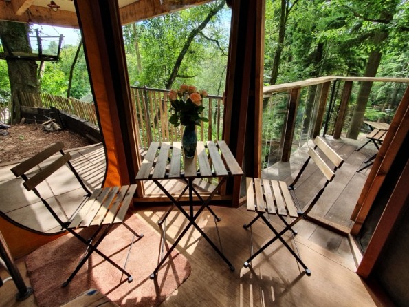 Treehouse holidays in a glamping pod in a Somerset forest